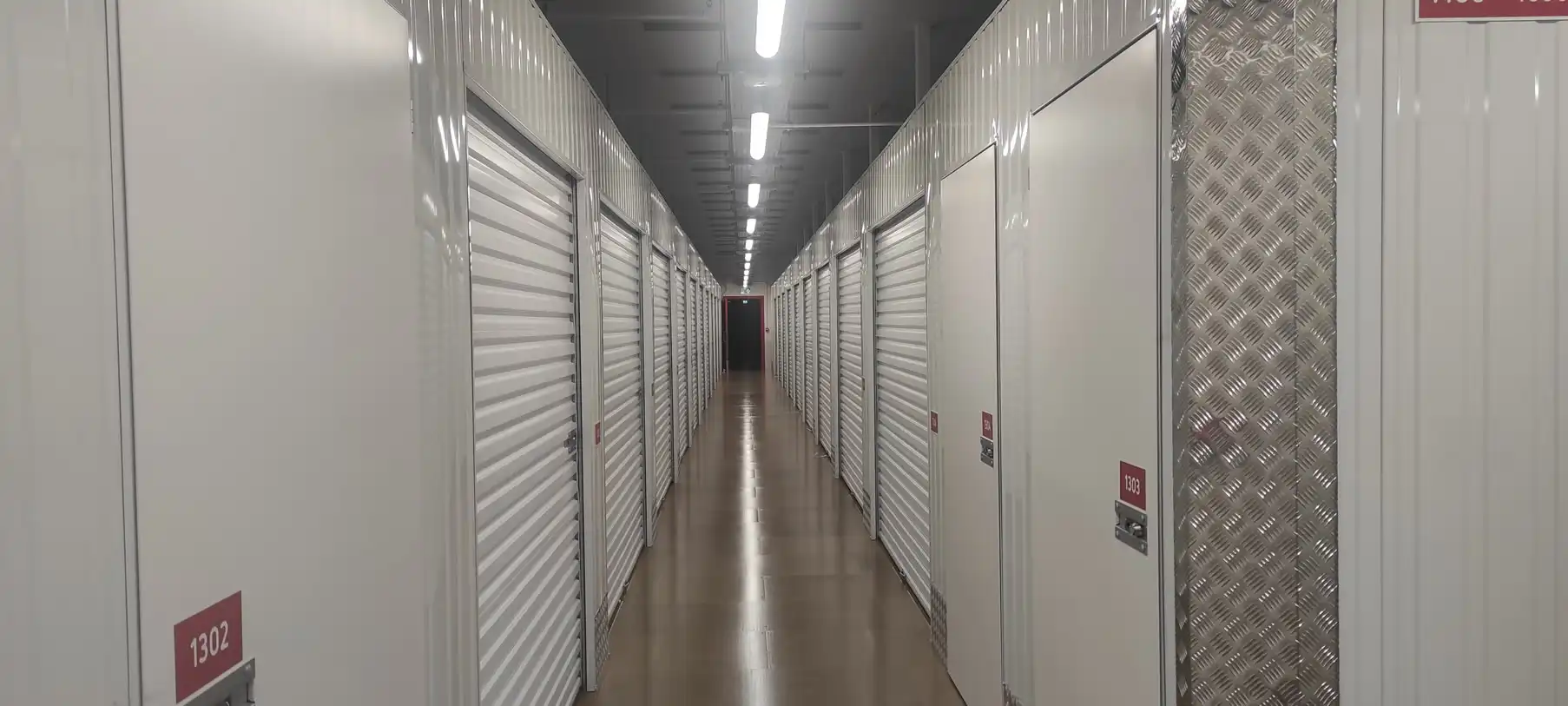 Storage Services in London, moving Boxes Surrey Epsom